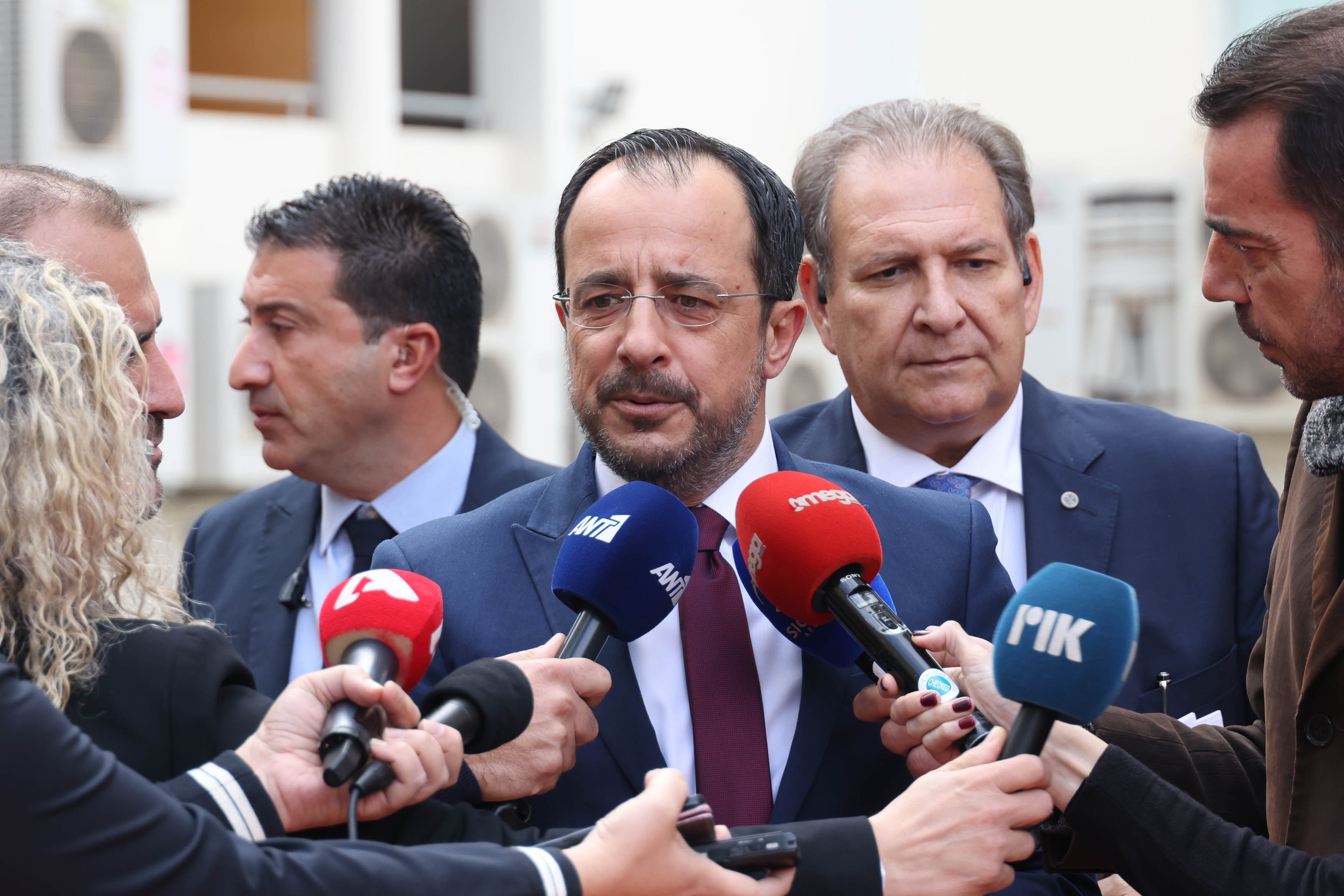 Απαντά στους όρους Τατάρ ο ΠτΔ - «Δεσμευμένοι από ψηφίσματα ΟΗΕ ...