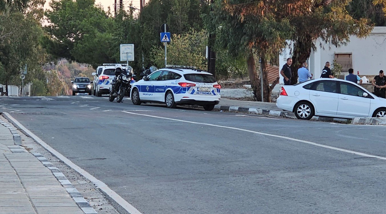 Eλεύθερος ο πατέρας του «Κομμωτή» και ο Σύρος φίλος του-Ομολόγησε ο ...