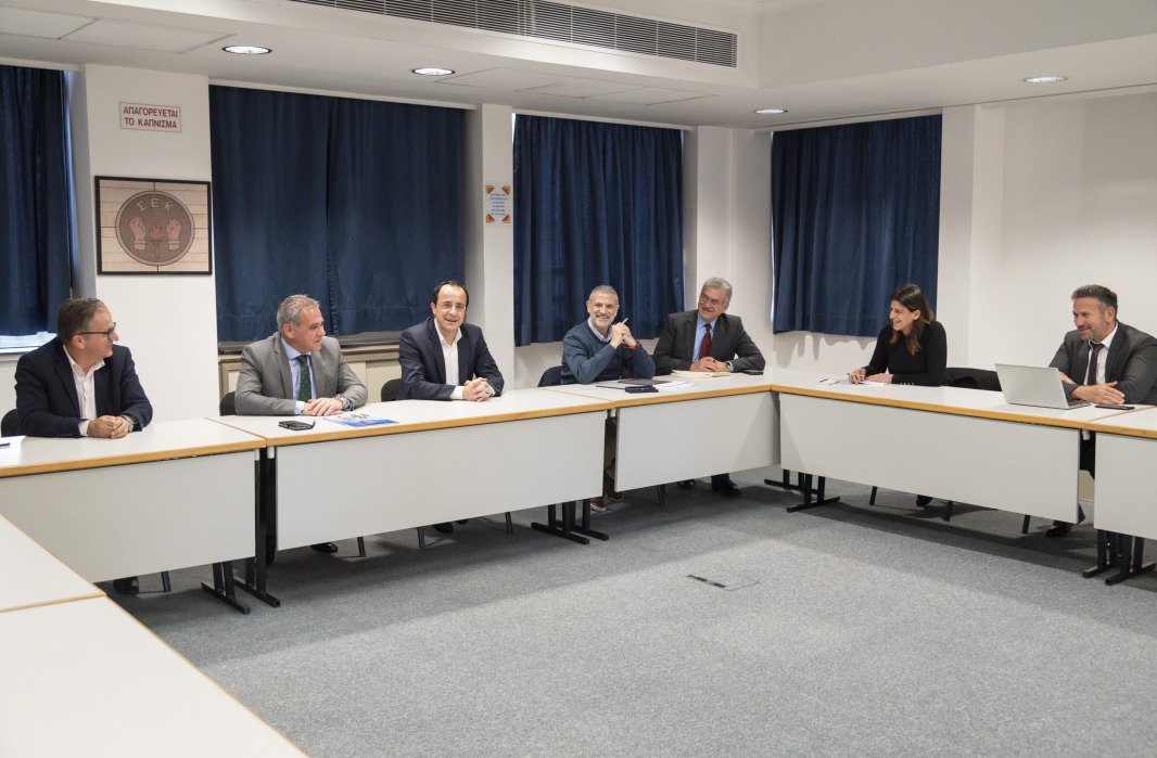 Στηρίζει Νίκο Χριστοδουλίδη η ΣΕΚ