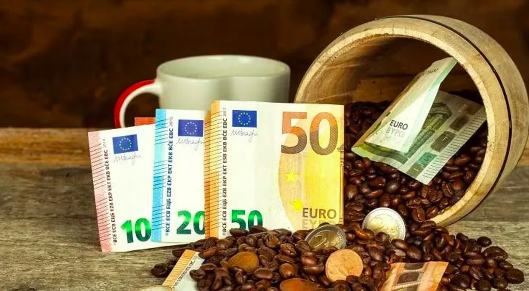Γιατί έχει ακριβύνει τόσο o καφές; - Η υψηλότερη τιμή εδώ και 50 χρόνια