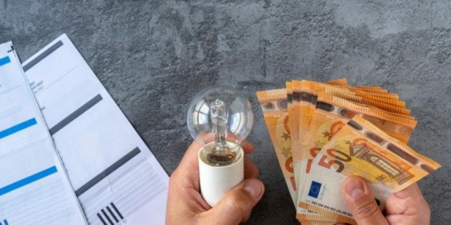 Καρφιά σε ΡΑΕΚ ρίχνουν οι Συντεχνίες για το ρεύμα - «Εντέχνως ...