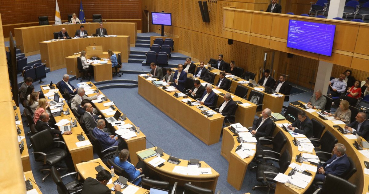 Πράσινο φως για τις αυξήσεις στον δημόσιο τομέα
