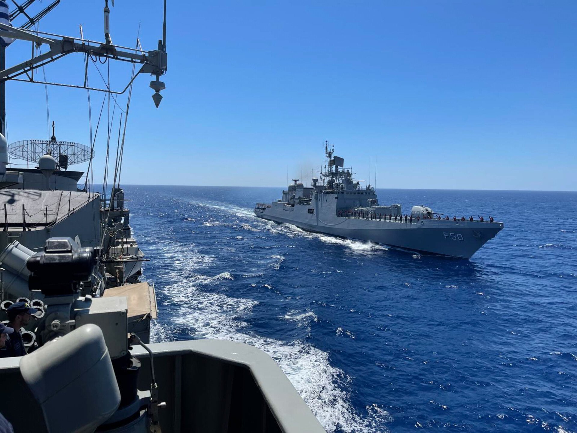 Γεραπετρίτης: Η Ελλάδα θα μετάσχει με μια φρεγάτα στην Ερυθρά Θάλασσα