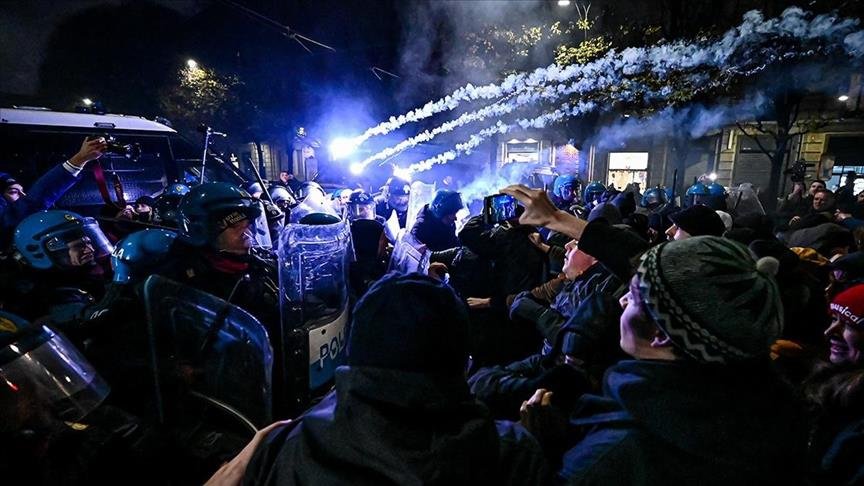 Το λυκόφως της Αριστεράς και η άνοδος της άκρας Δεξιάς